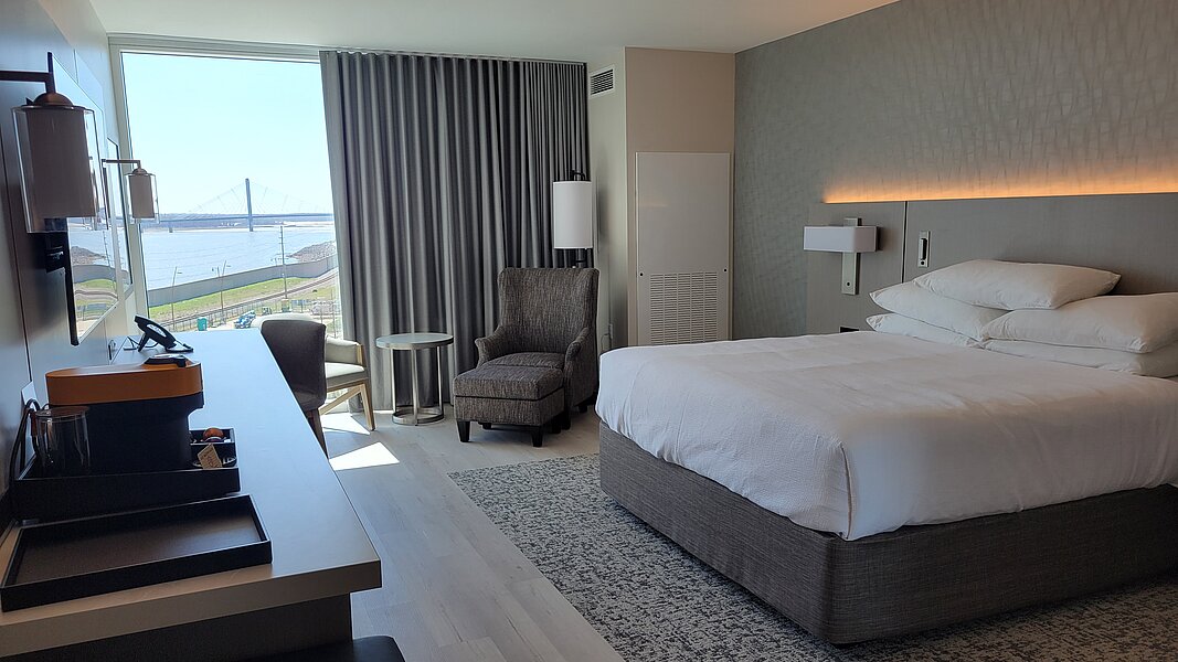 Rooms and Suites | The Riverview Hotel